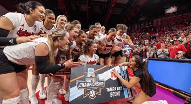 Volleyball legend Jordan Larson named Nebraska assistant coach