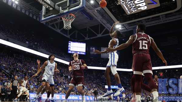 WATCH: The Firecrackers jump rope team's halftime entertainment in Rupp ...