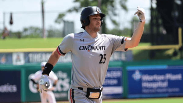 Kentucky is a Finalist for 3-Star LB Devin Smith - On3