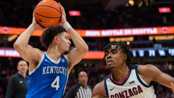 Reeves, Dillingham, Sheppard make up best 3-point shooting trio in ...