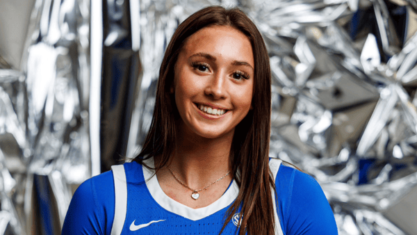 KSR Show, 4/29: Live from KSBar and Grille from 10 a.m. to noon - On3