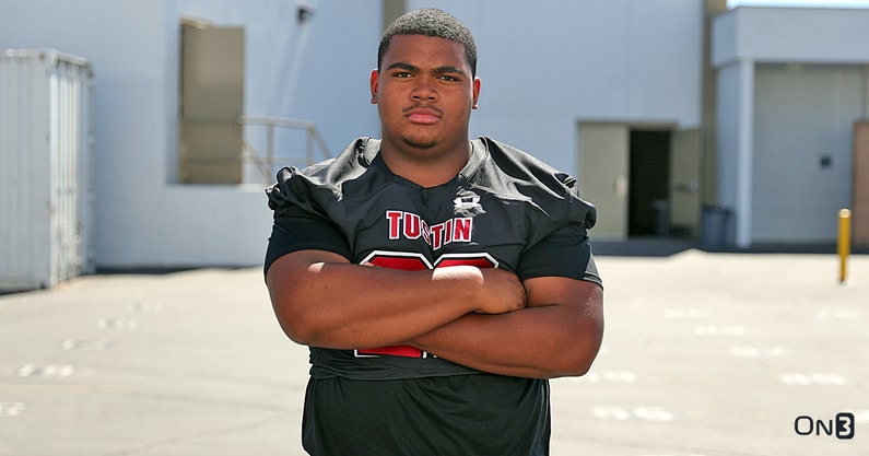 Two teams battle at the top for four-star DL Jeremiah Williams - On3