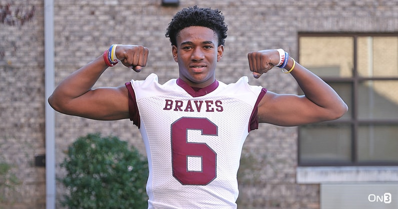 2024 EDGE Jonathan Echols' 'Mr. Do-It-All' skillset is sending him places