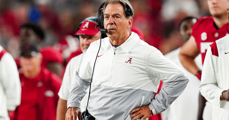 Alabama football holding on strong in the latest Coaches Poll - On3