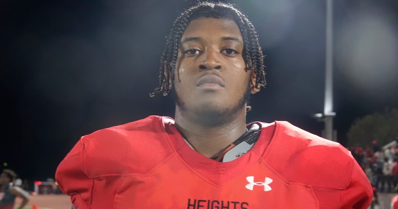 Alabama offers 4-star offensive lineman Jaydon Chatman - On3