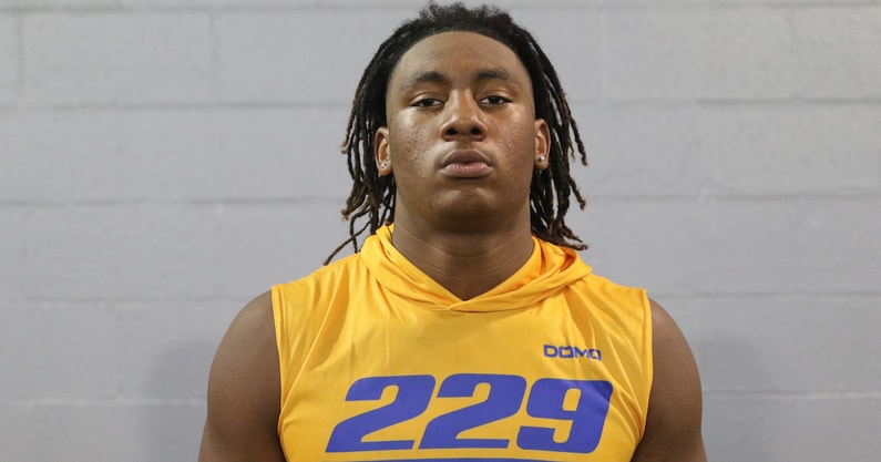 Texas extends offer to 4-star defensive lineman Gabriel Harris - On3