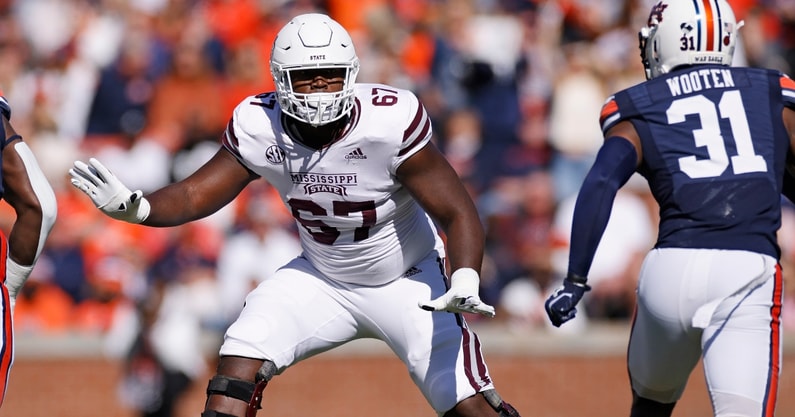 WATCH: Mississippi State offensive tackle Charles Cross runs blazing 40 ...