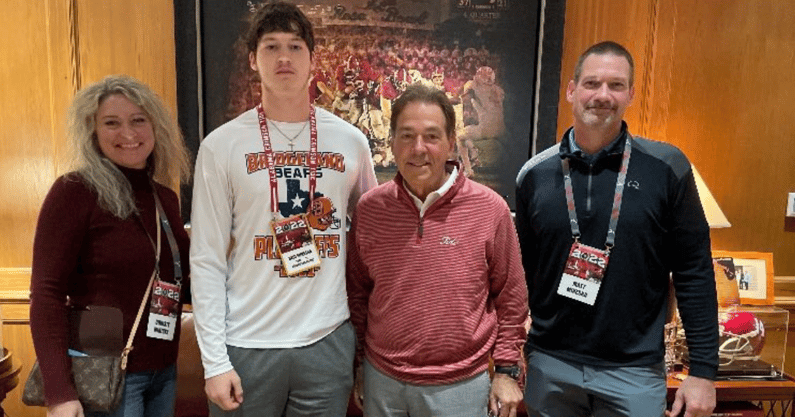2023 TE Reid Mikeska includes Alabama in top 12, reacts to offer - On3