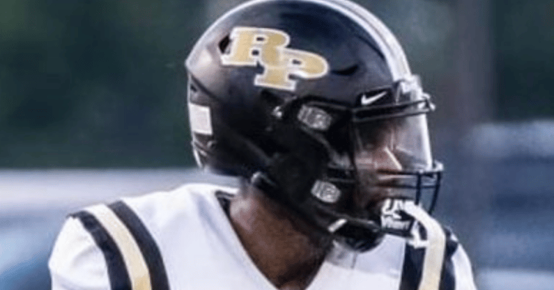 Oregon Ducks Hosting WR Target Jaidyn Doss - On3