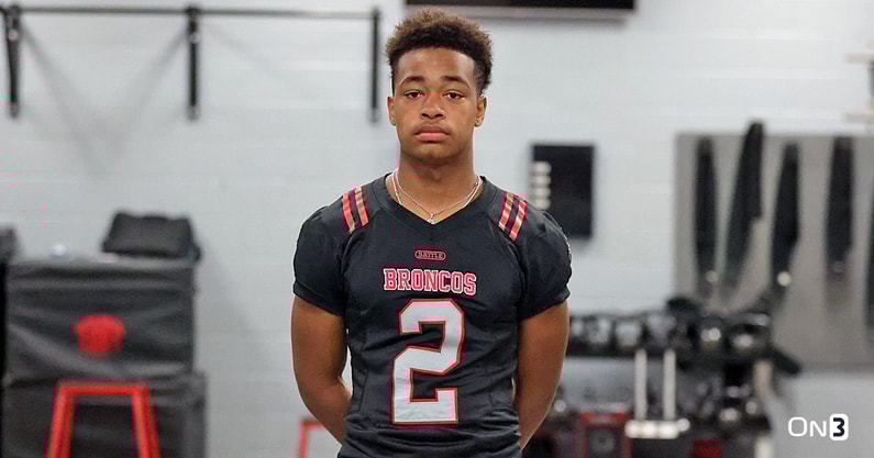 Isaiah Mozee is a 2025 WR that has burst on the scene with 20 offers - On3