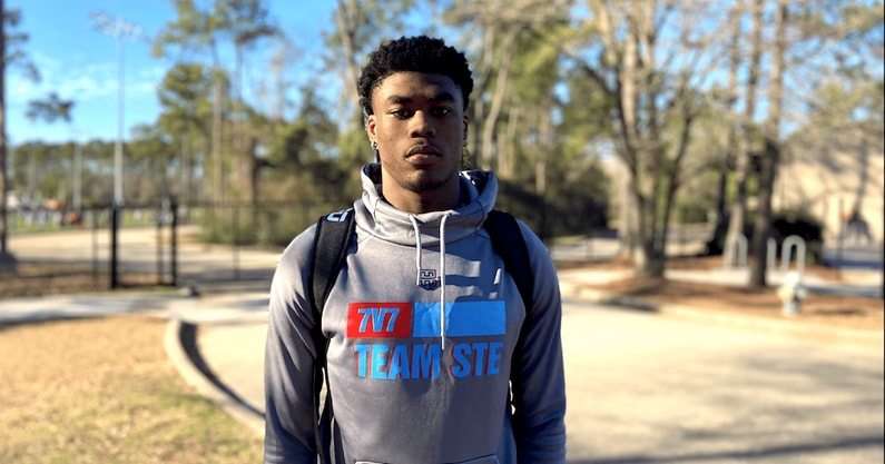 3-star linebacker Corey Kelly commits to Baylor after weekend visit - On3