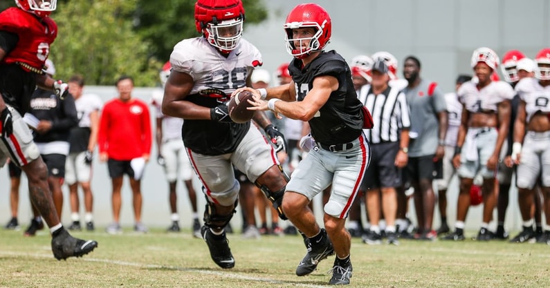 Georgia Football: Muschamp explains difficulty in defending Dawgs offense