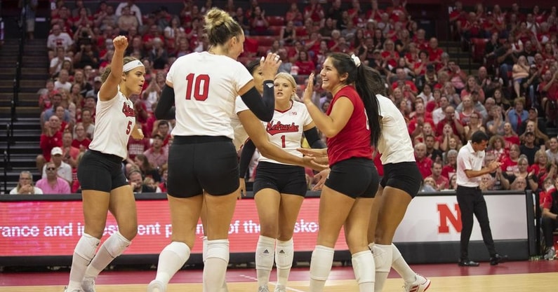 Nebraska volleyball drops to No. 2 in AVCA coaches poll - On3