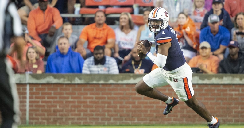 Bryan Harsin gives injury update on Auburn QB T.J. Finley