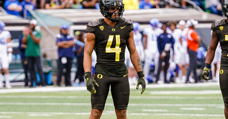 ScoopDuck Predictions: Oregon's Defensive MVP - On3