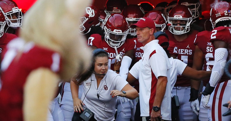 Urban Meyer discusses the issues for Oklahoma, Brent Venables