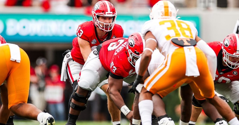 Stetson Bennett pushes for offensive line to win Joe Moore Award