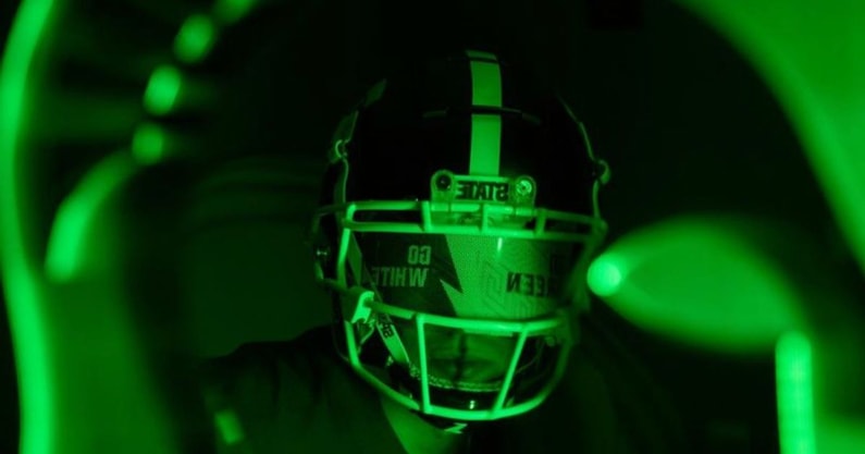 Sam Leavitt commits to Michigan State