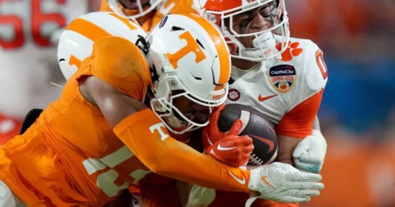 Tennessee players react to Orange Bowl win over Clemson - On3