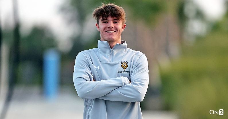 Miami in hunt for 2025 QB, has offered