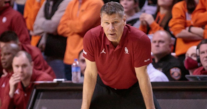 Porter Moser previews Oklahoma State ahead of Bedlam rivalry game - On3