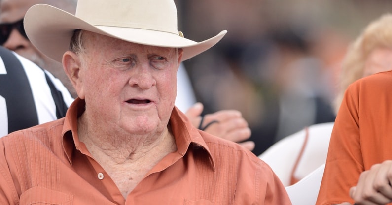 Famous Texas alum, influential sports figure Red McCombs passes away at ...