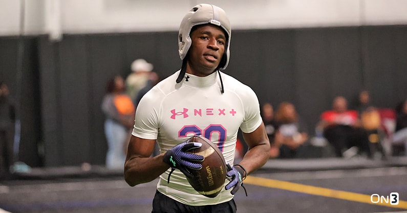 5-star WR Mike Matthews says Auburn is 'bought in' on him