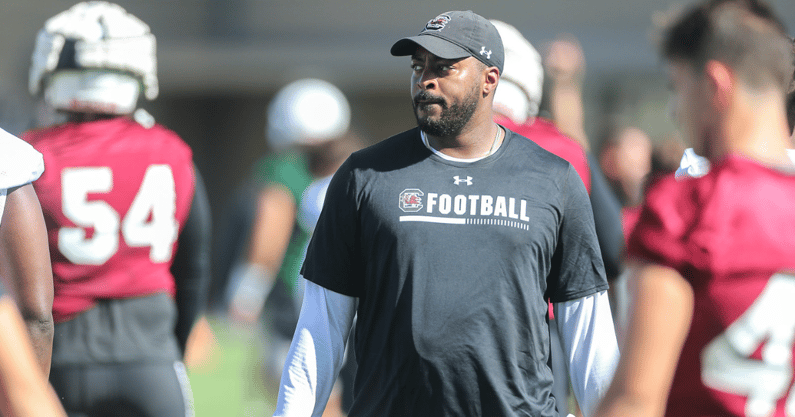 Report: South Carolina analyst taking high school head coach job