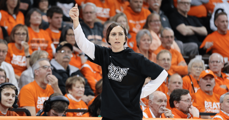 Michigan State hires Robyn Fralick as women's basketball coach