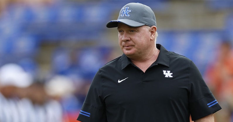 Mark Stoops expresses belief in wide receiver group through spring