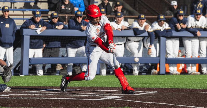 Matthews powers Nebraska baseball to victory in extra-inning duel Matthews powers Nebraska baseball to victory in extra-inning duel