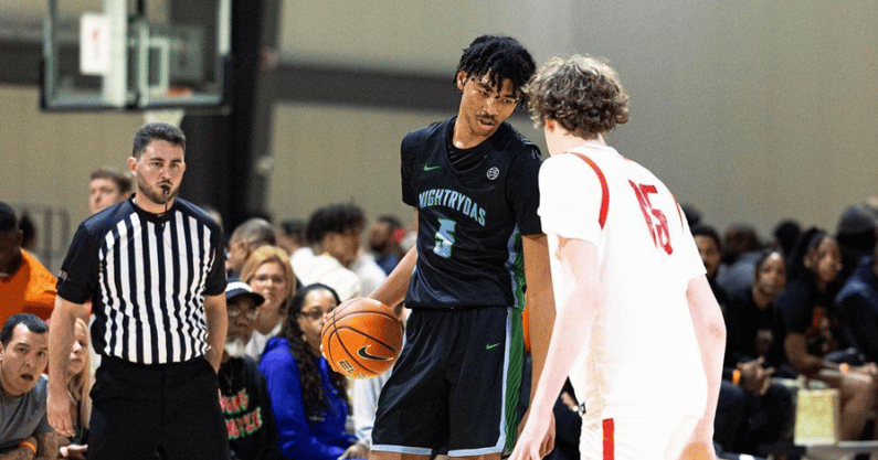 Ole Miss offers fast-rising 2026 small forward Alex Constanza