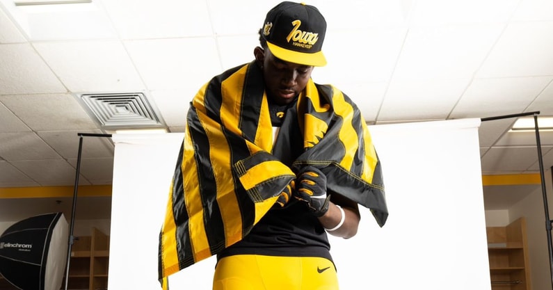 Inside the rankings on the Iowa Hawkeyes' 2024 recruiting class