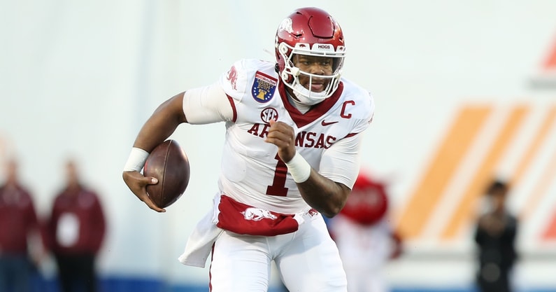 KJ Jefferson shares how adjustment to Dan Enos' system is going - On3