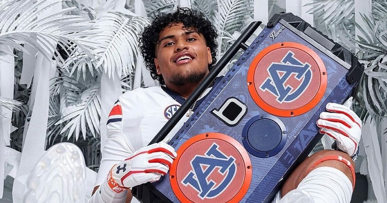 Four-Star DL TJ Lindsey commits to Auburn - On3