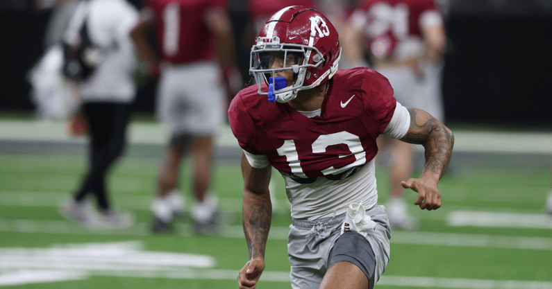 Alabama DB Malachi Moore named to Wuerffel Trophy watch list