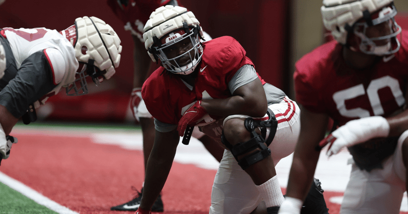 Jaheim Oatis trying to help bring along Alabama's young D-linemen