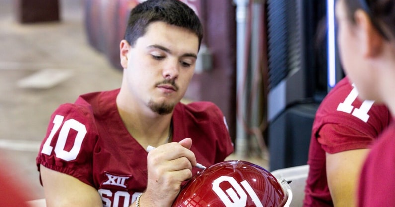 Quarterback Jackson Arnold getting comfortable for Sooners