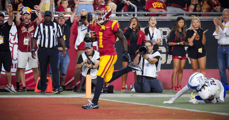 Zachariah Branch remains questionable for USC against Notre Dame