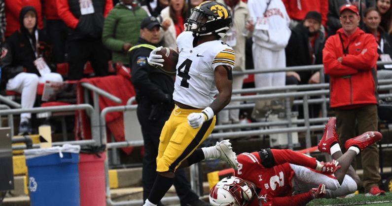 Hawkeye Halftime Report