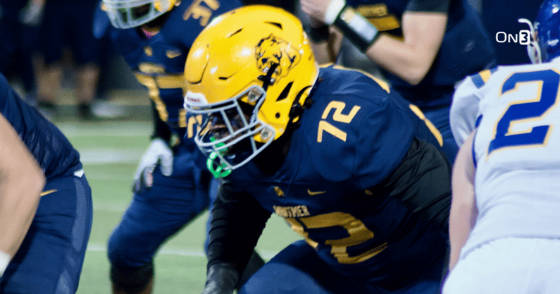 Michigan Recruiting: Game clips of OT target Carter Lowe