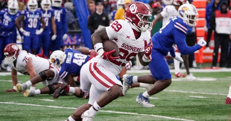 OU drops to No. 10 AP Poll, Kansas jumps into top 25 - On3