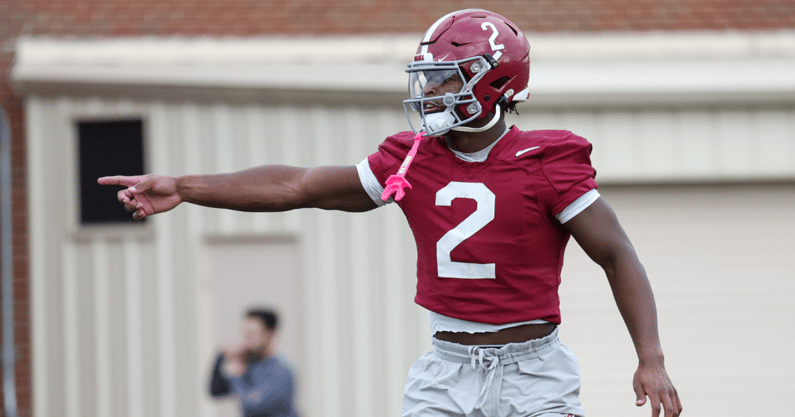 Caleb Downs among semifinalists for Shaun Alexander Award