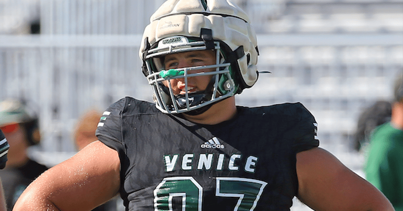 Ole Miss extends offer to Duke DL commit Ryan Daly