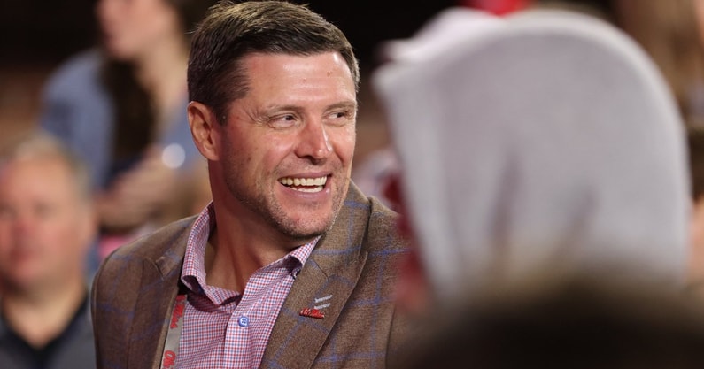 Keith Carter answers your Ole Miss questions on ‘The Flagship’