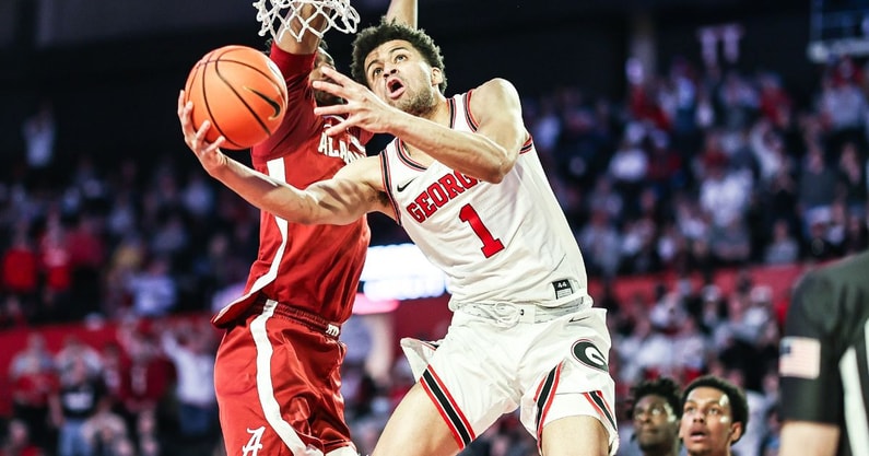 Georgia hopes raucous home crowd can help propel Bulldogs to top-25 win