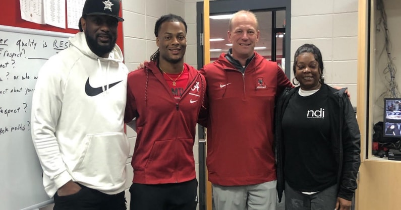 Midweek Recruiting Rundown: Alabama extends double digit offers - On3