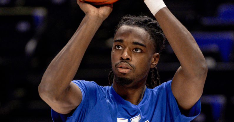 Antonio Reeves joins 1,000-point club in loss to LSU