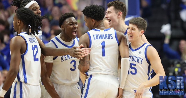 Kentucky moves up to No. 15 in Coaches Poll, No. 16 in AP Poll - On3