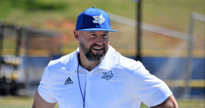 Mike Furrey sets high standard for South Carolina receivers - On3 Mike Furrey sets high standard for South Carolina receivers - On3